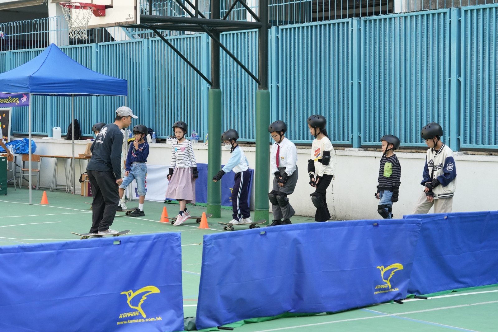 何明華會督銀禧中學