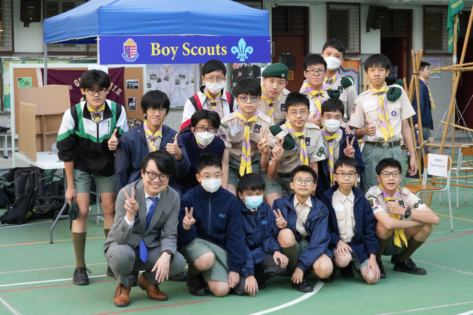 何明華會督銀禧中學